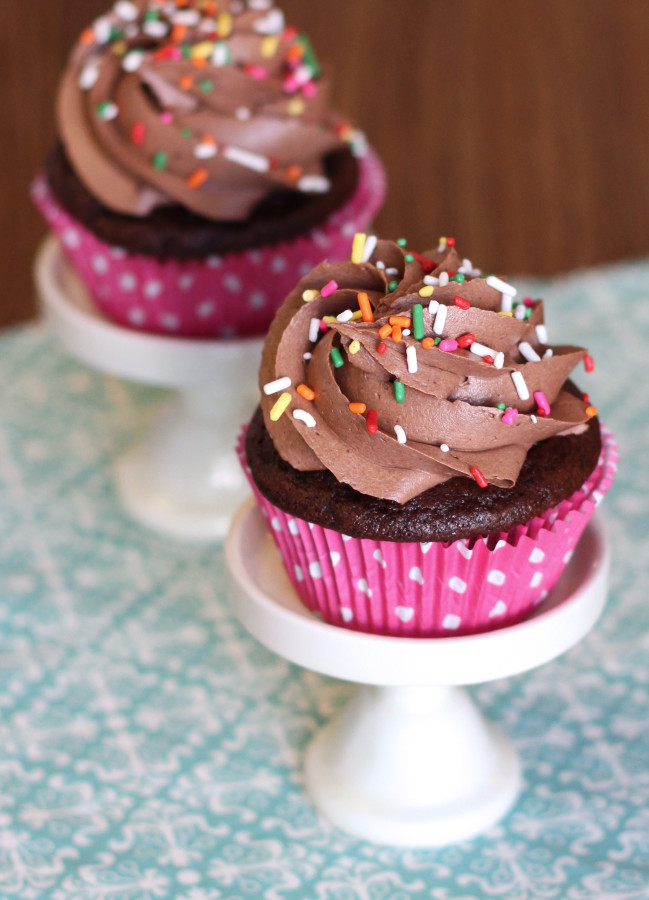 chocolate cupcakes - Sarah Bakes Gluten Free
